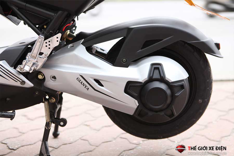 Xe điện Xmen Gianya liên doanh